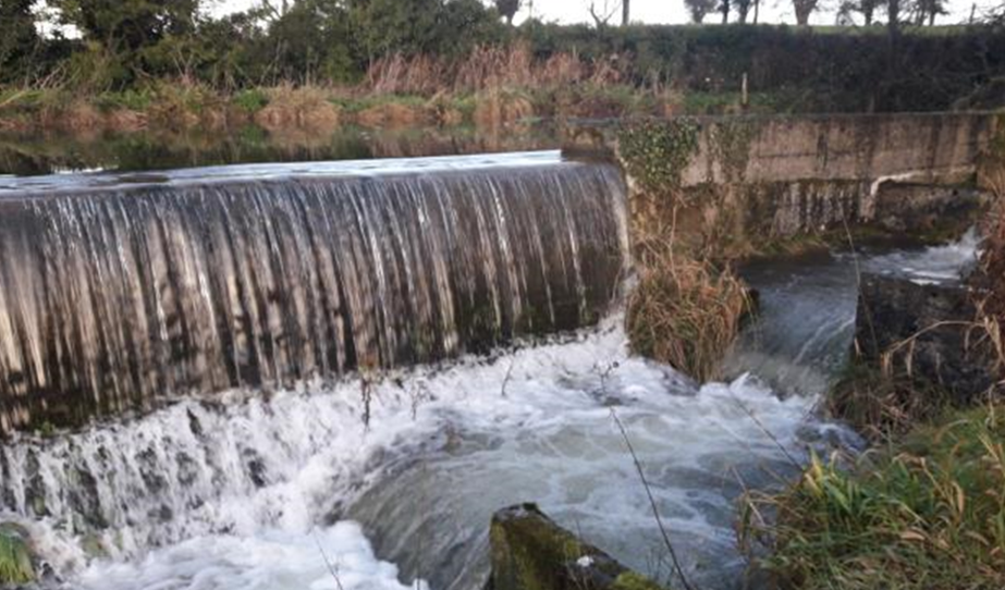 Fish passage at Castlecor Weir on the Upper River Inny, Co. Meath ...